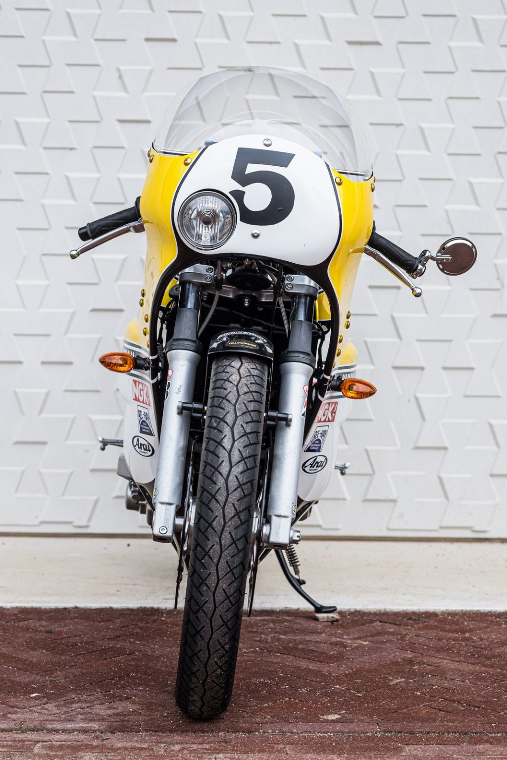 Vintage Racer – Yellowrider